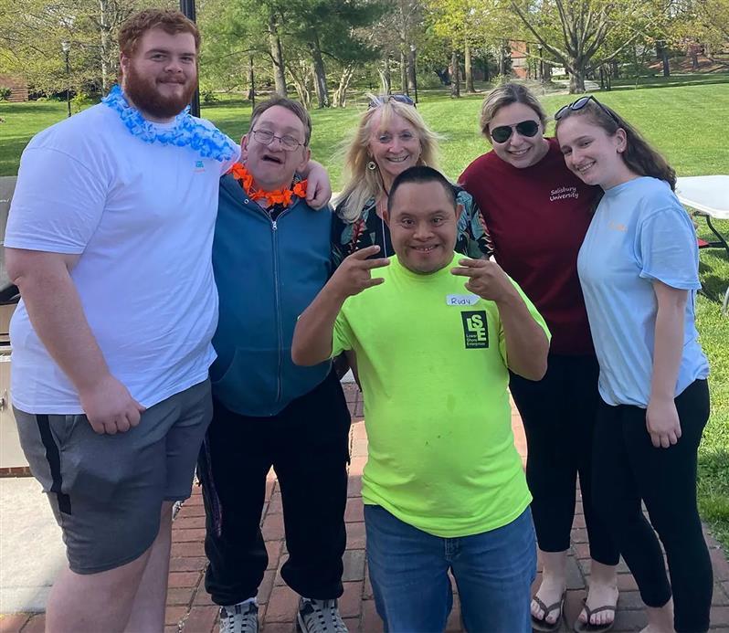 SU Best Buddies Named Chapter of the Year - Friday October 07, 2022 ...